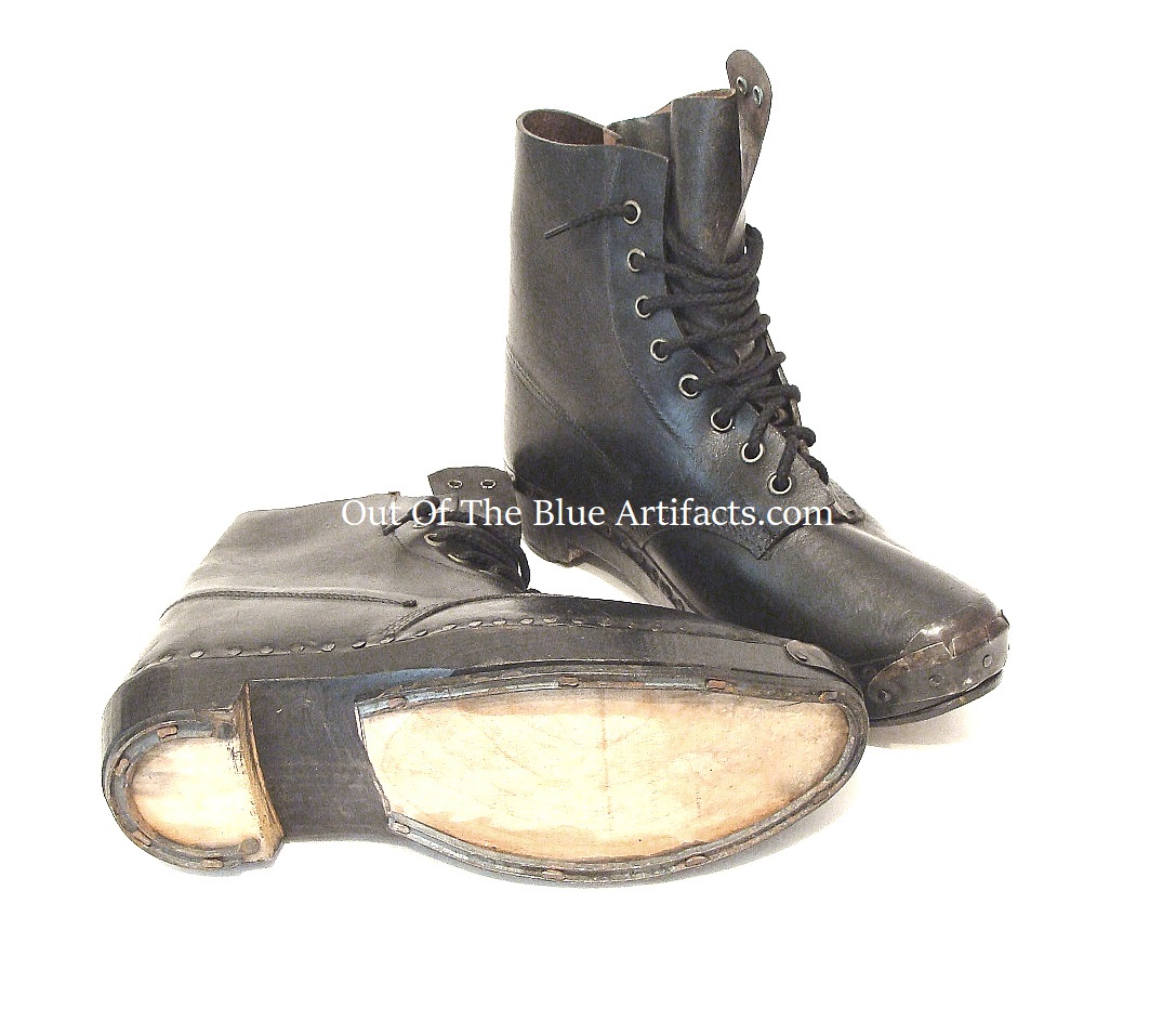 Miners Clogs – Out Of The Blue Artifacts