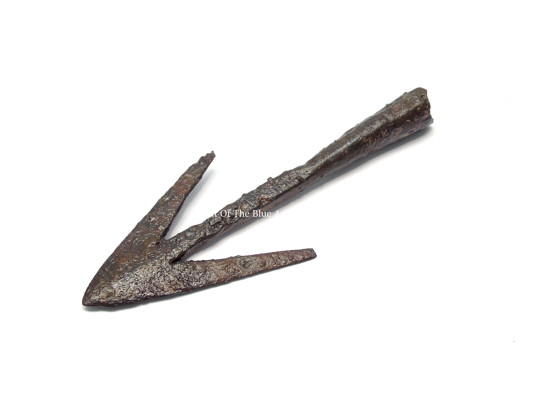 English Swallow-Tail Socketed Arrowhead – Out Of The Blue Artifacts