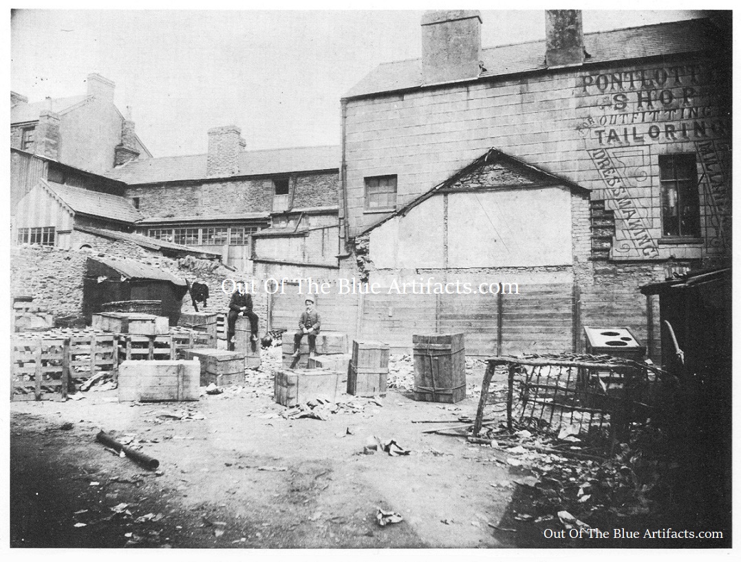 The Arcade Abertillery – Out Of The Blue Artifacts