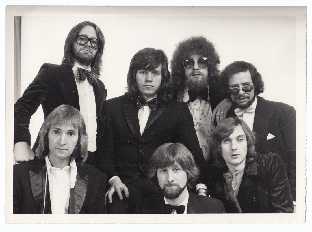 The Electric Light Orchestra 1973 – Out Of The Blue Artifacts